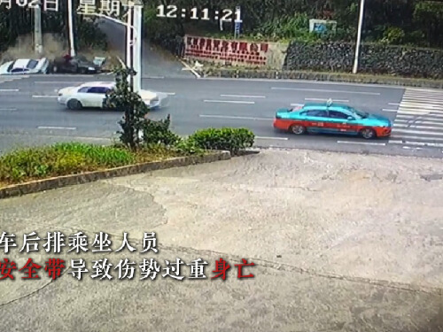 同一事故中安全带系与不系的区别