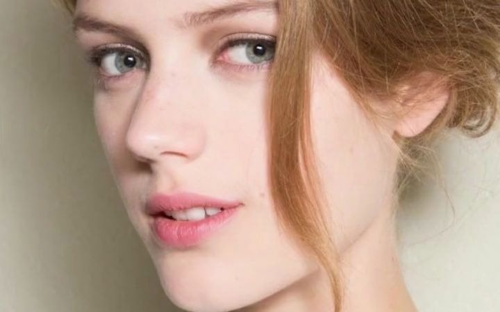 【PS教程】简单几步教你制作高逼格头像效果。