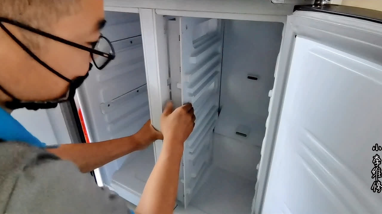 .冰箱冷藏室不制冷