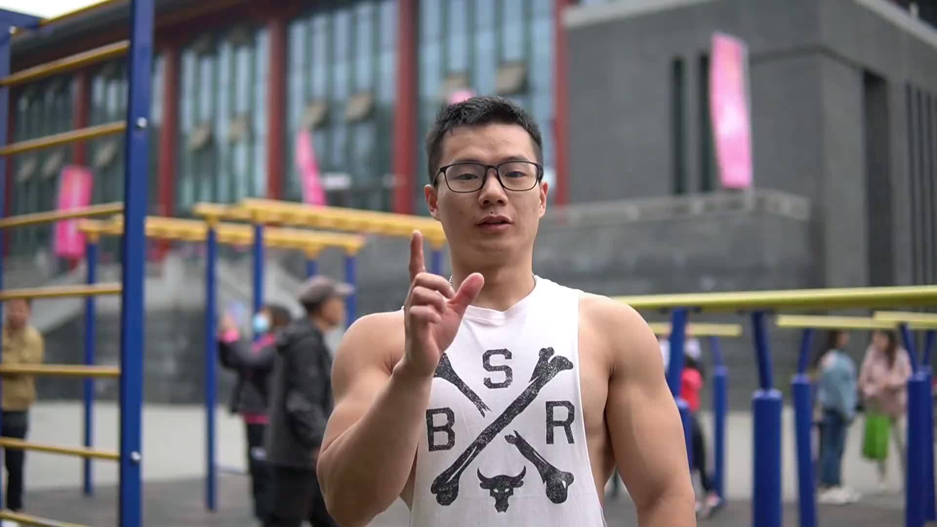 基础训练,做完100次双杠,彻底充血了,大不大!