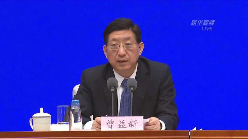 国家卫健委:加强对农村地区医务人员的新冠肺炎知识培训,做到第一...