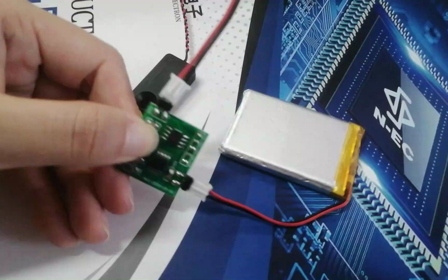 NV040C血糖仪语音播放芯片SOP8封装 九芯电子语音ic