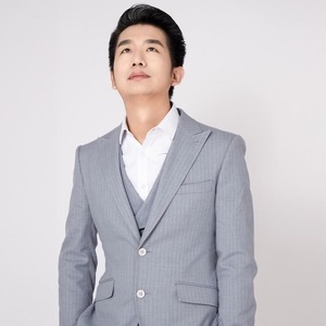 蜜桃村LaoWang