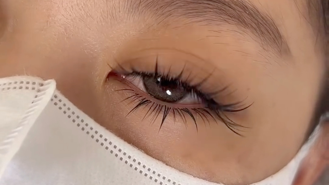 ...以及黄金比例学进行有效的量眼定制美睫款式有效提升客户的满意度ߑ