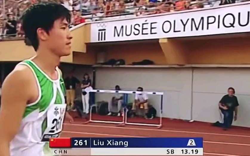 历史上的今天,刘翔 打破尘封13年的世界纪录!2006年7月12日,刘翔在...