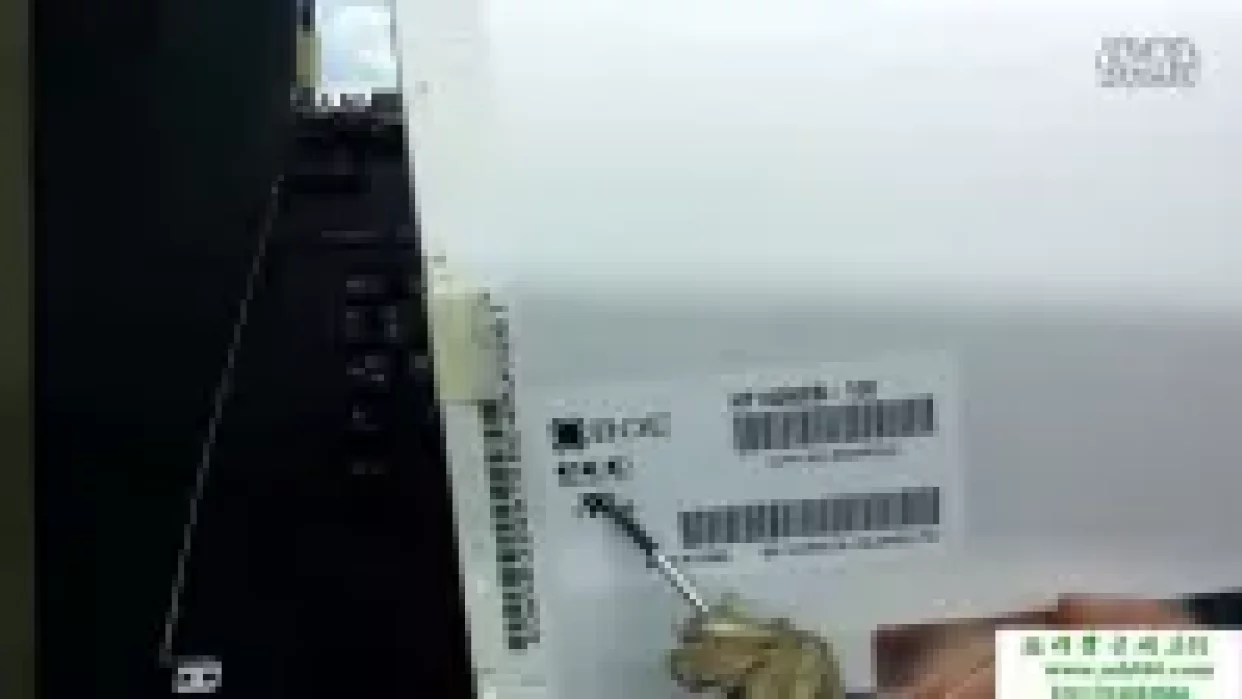 台式机主板笔记本液晶显示器电脑维修视频教程屏坏现象及更换方法