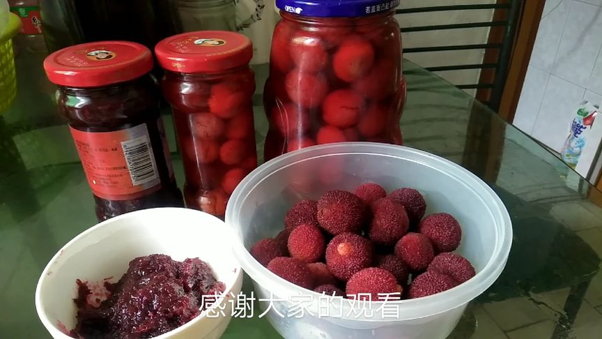 自制的杨梅果酱,夏天喝上一口,酸甜开胃。
