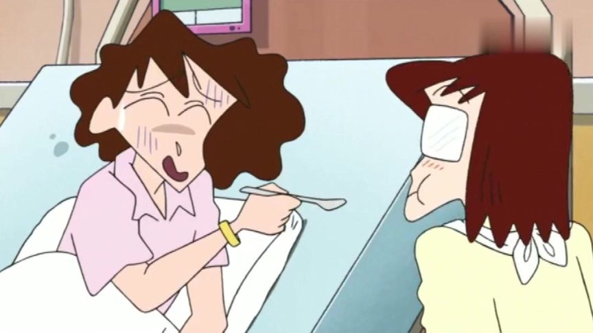 蜡笔小新:妈妈们一起去医院看望美伢,美伢却在给上尾老师挠痒痒