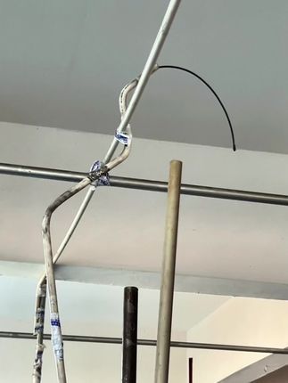 ...穿线神器 社会的发展,时代的进步,没想到现在居然能用到智能穿线器,...