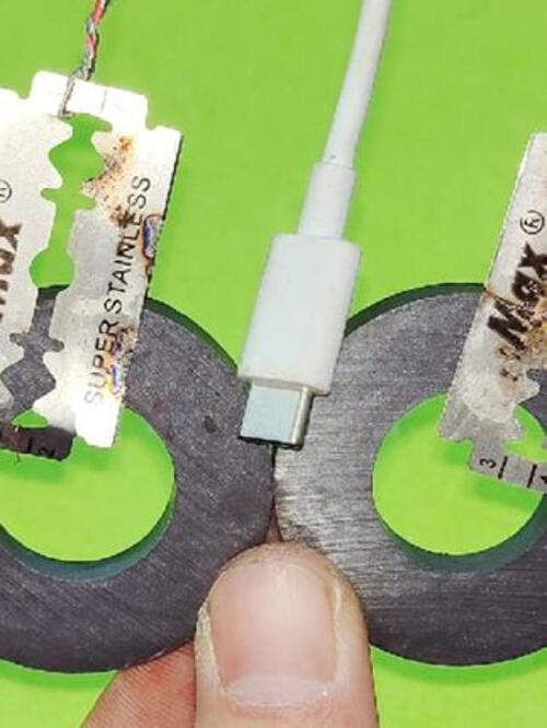 网上很火的视频,用刮胡刀片和磁铁做出的WiFi放大器,你看能用吗