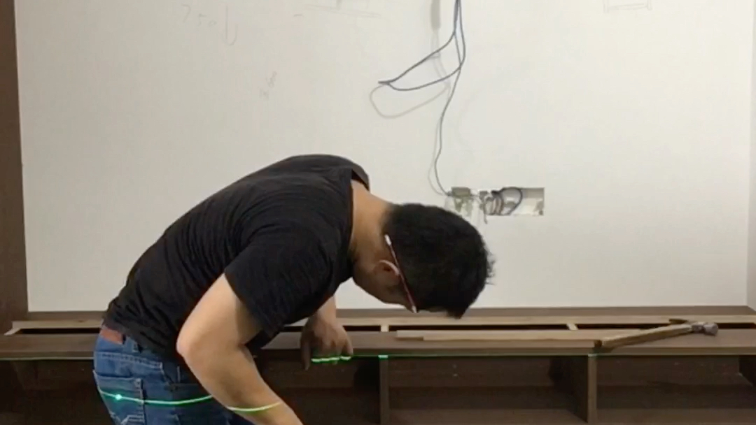 悬空书桌书架怎样做最牢固?制作过程#陆河木工阿辉