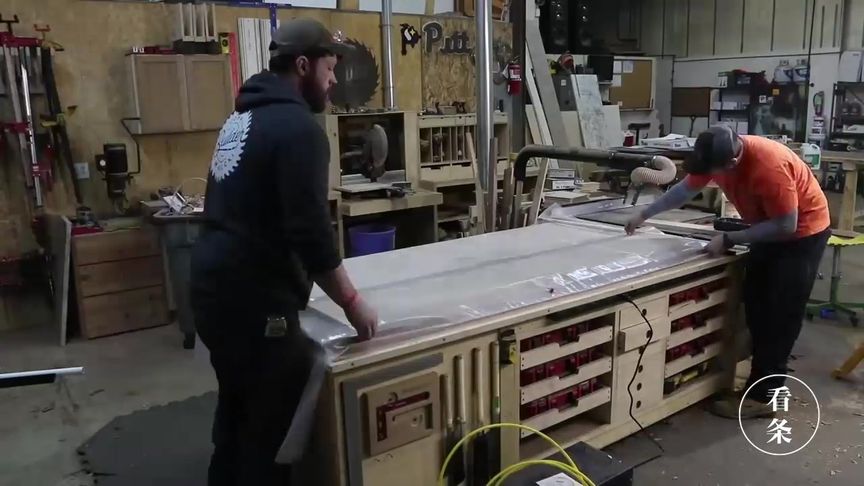 牛人自制办公会议桌,售价6000元,看成品觉得太值了