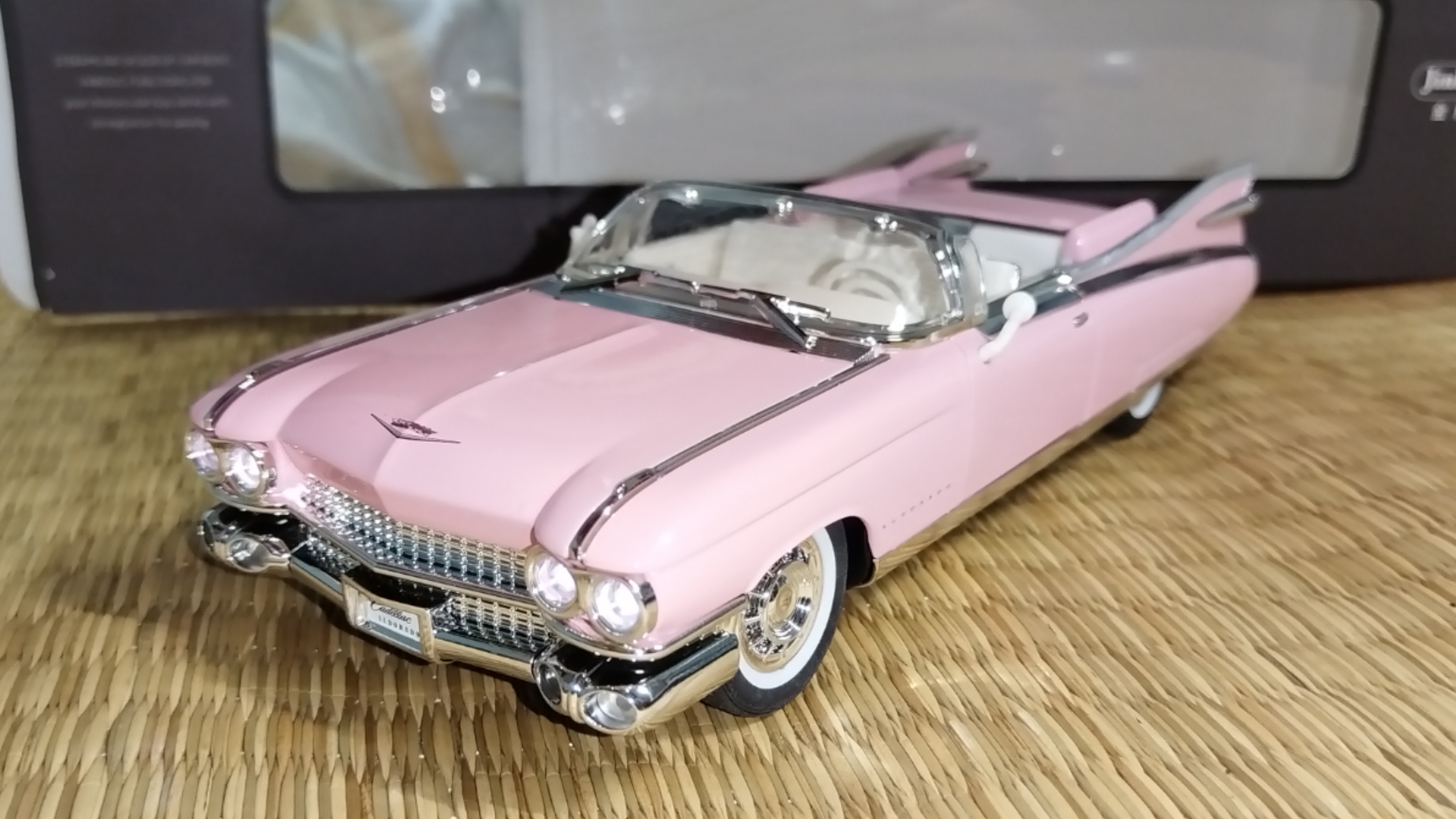 【玩具把玩分享】汽车玩具模型 1:24 凯迪拉克 敞篷 大火箭 玩具车