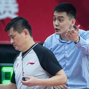 成指导论球讲事 