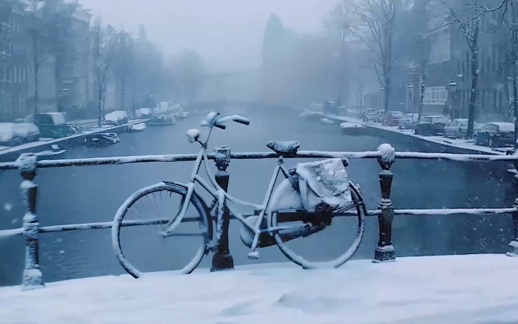 AI视频增强软件如何把手机拍摄视频/短视频/老电影视频转化为想电影...