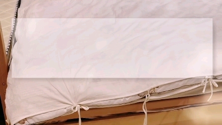 纯实木打造双人床百搭风格