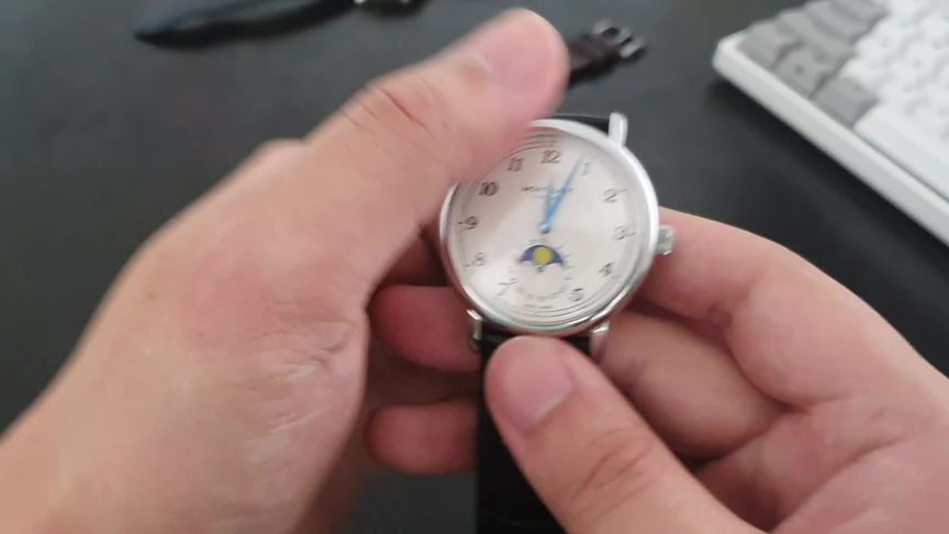 手表蝴蝶扣不会用怎么办?不用怕,表叔来教你!