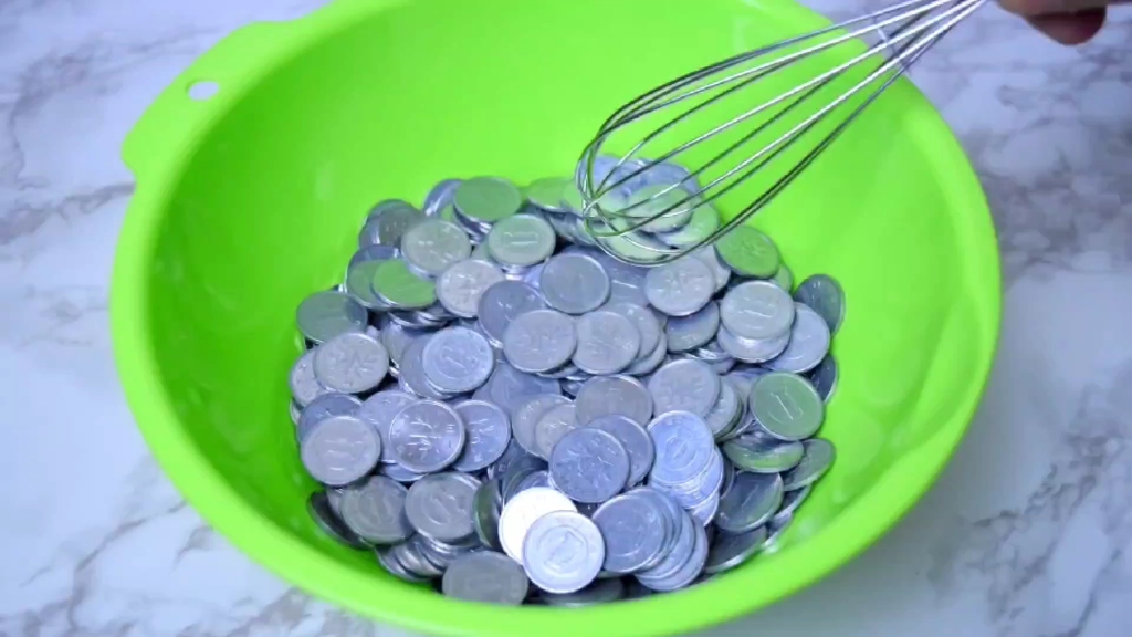 《硬币蛋糕》脑洞美食定格动画