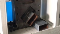 ...这60X120方管冲断为什么不变形,有人能解释一下吗?优易通机械模具