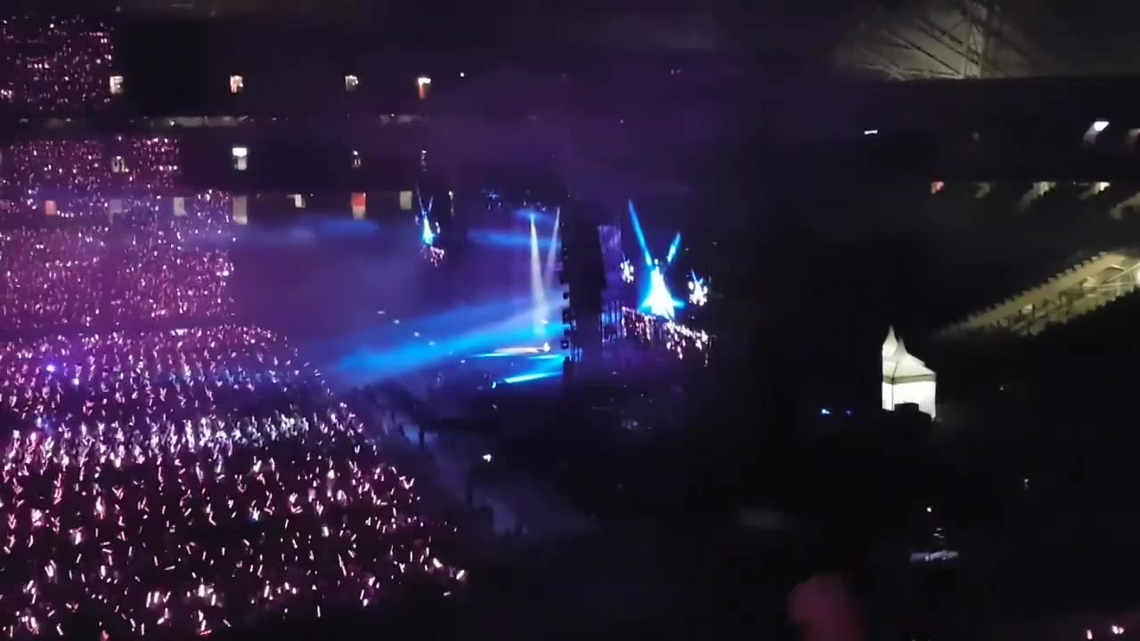 这首周杰伦被低估的神曲,前奏一响起就感觉到了无敌的气息。