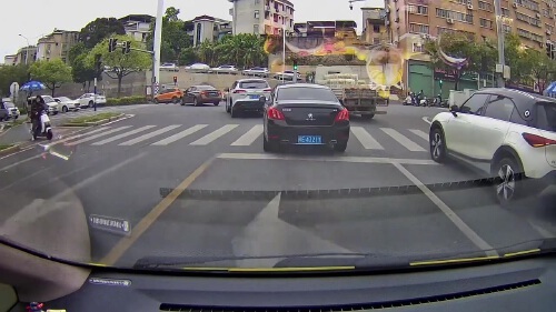遵守交通规则出行请注意交通安全道路千万条安全一文明驾驶安全出行