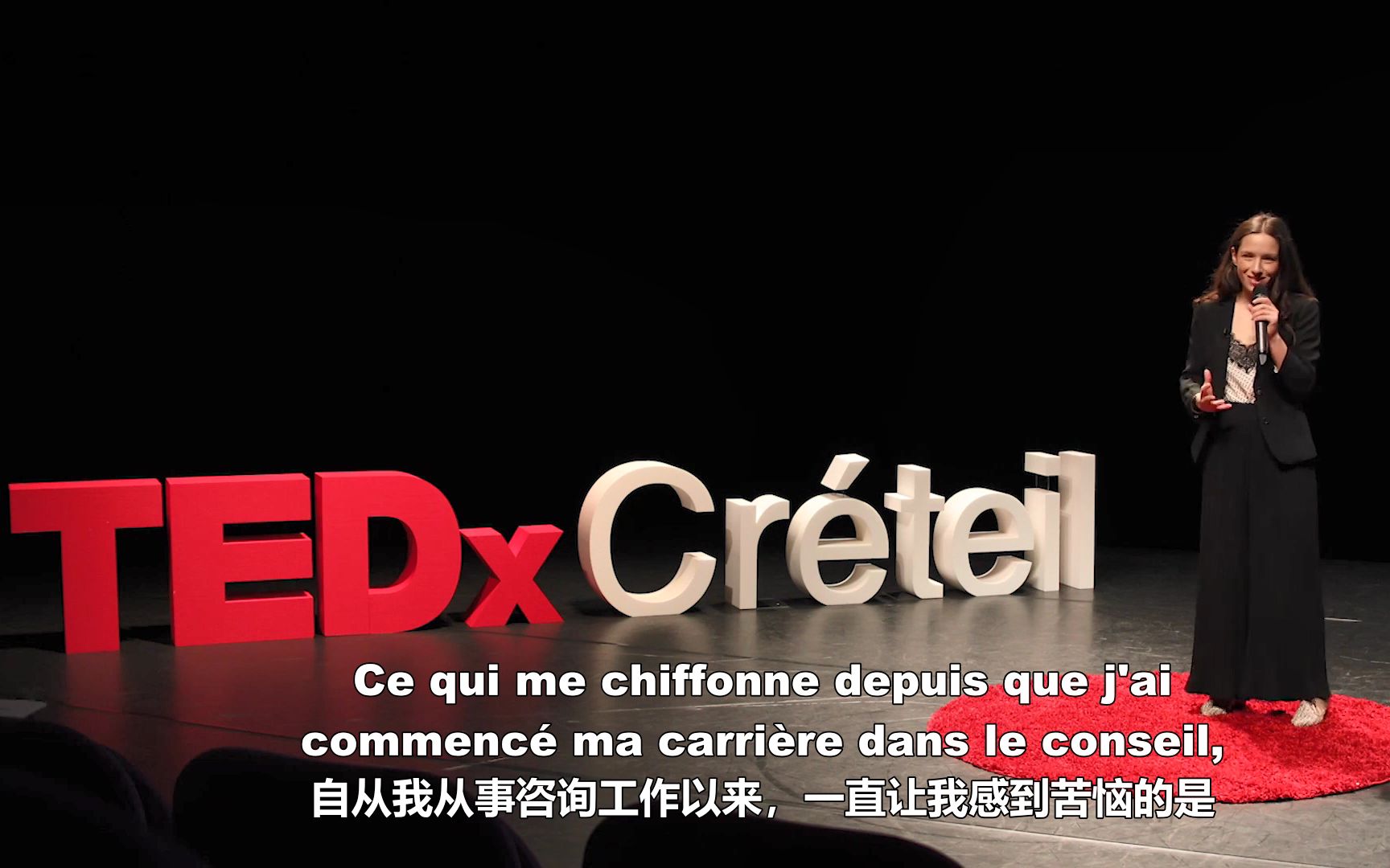 【中法字幕】TED法语演讲:身体与工作的关系(2022.01)
