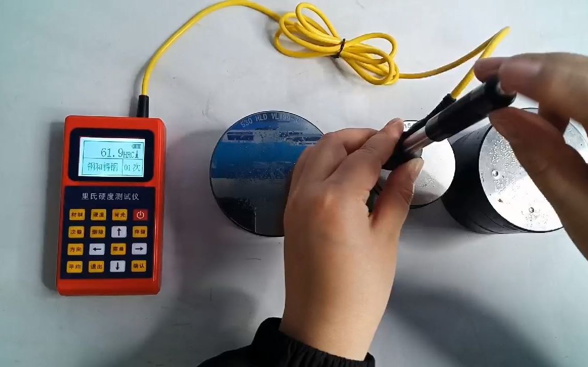 里氏硬度计操作及校准视频