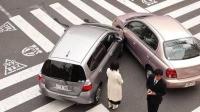 直行车辆与变道车辆追尾, 正确的责任划分车主须知!