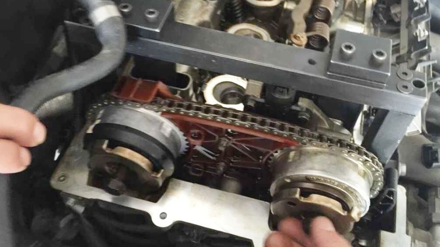 汽车正时皮带多少公里需要更换?不换对车子影响太大,一定注意