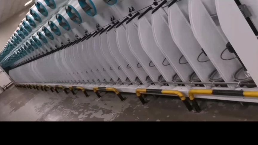 玻纤绝缘管下个单我们步骤1:买无碱玻璃球拉丝,2:退纱,并纱