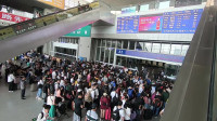 实拍:成都东站的客流量,来这里坐火车去重庆