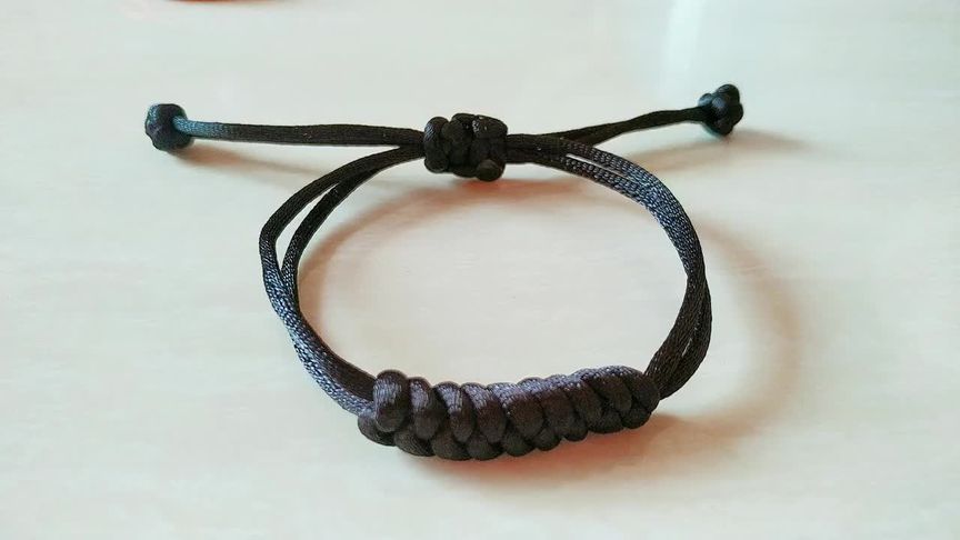 金刚结手链编织教程,简易又好看,2分钟立马学会