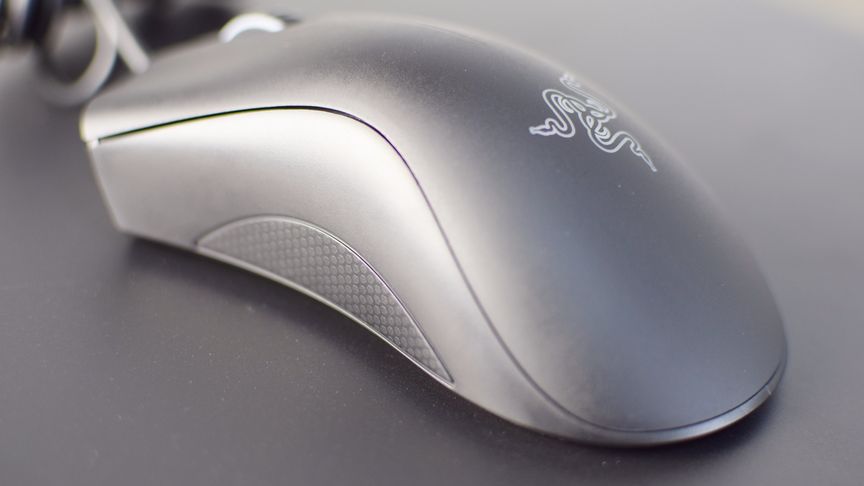 Razer炼狱蝰蛇,让游戏中的每一个操作都如此精细