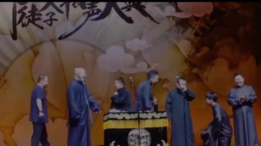 找了好久的素材,终于找到了还算满意的,剪了这短短20秒。