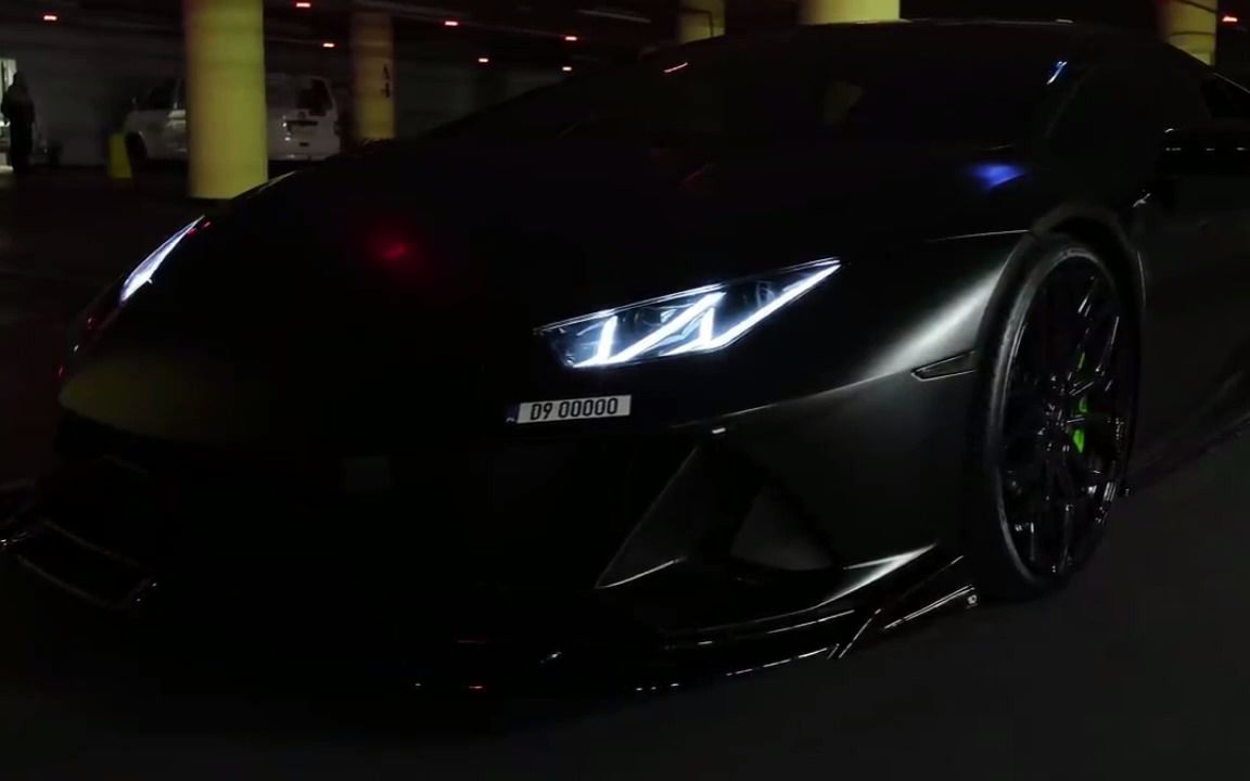 之前有个算命大师说我这几年会为情所困。我一直以为是爱情,现在才...