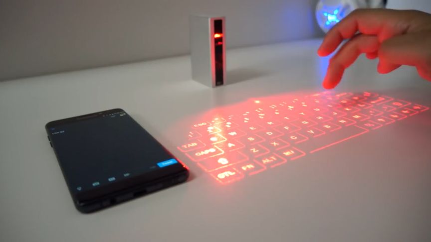 老外发明激光镭射键盘,手机都能当电脑使用,这才是黑科技