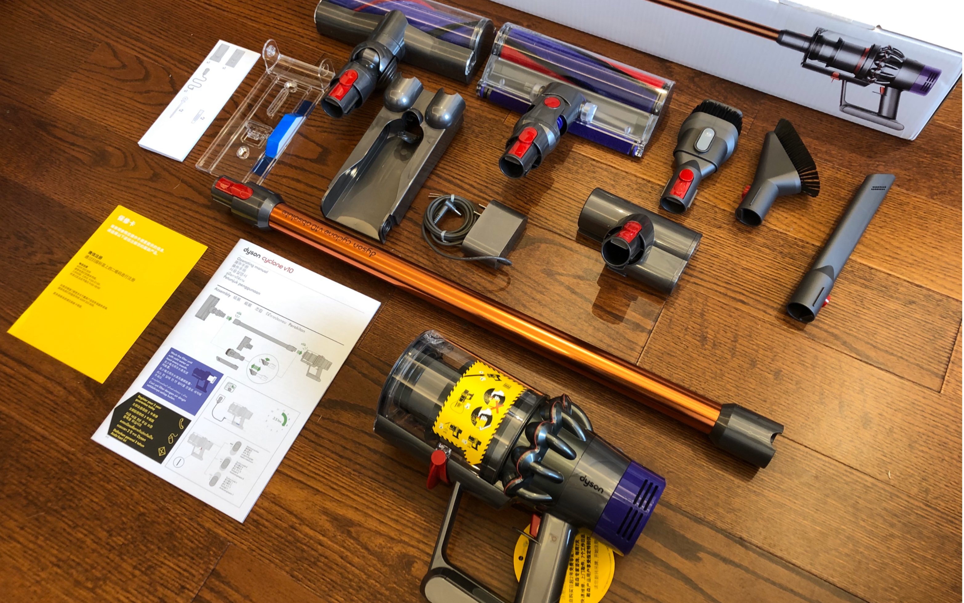 戴森吸头怎么用?戴森V10 Absolute开箱。