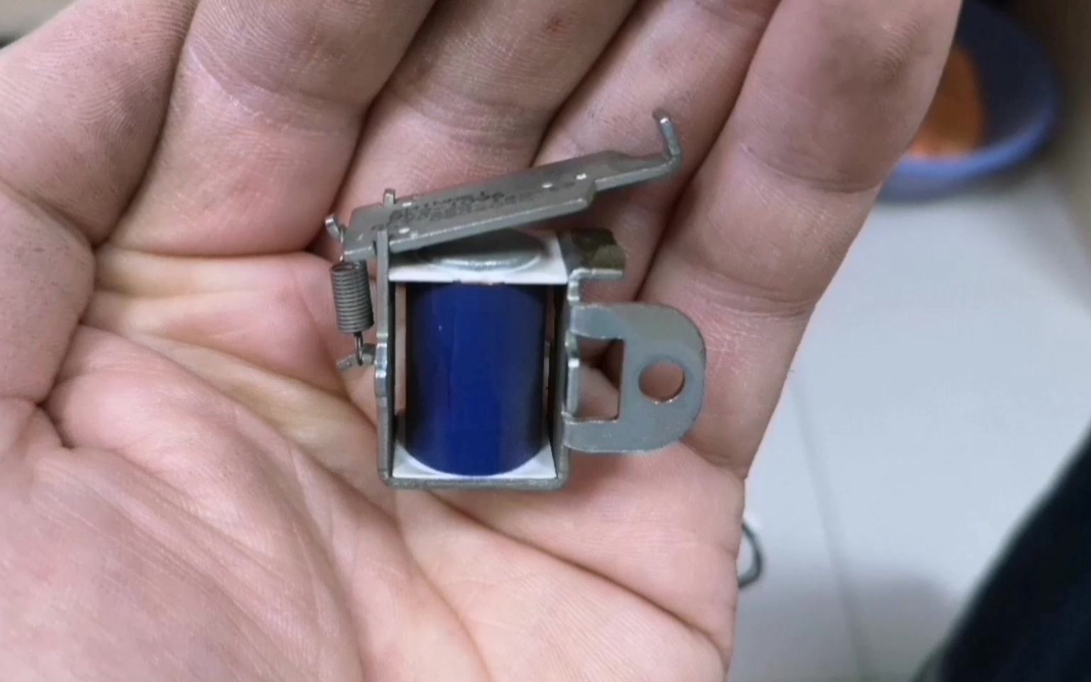 惠普5200报13.05顶盖内卡纸,自动关机故障!如何快速找到故障点