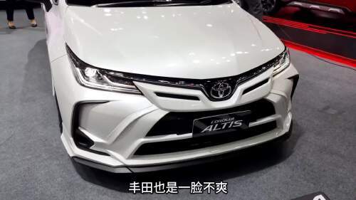 搭载1.8L双擎动力,全新2023款卡罗拉车型介绍及落地参考