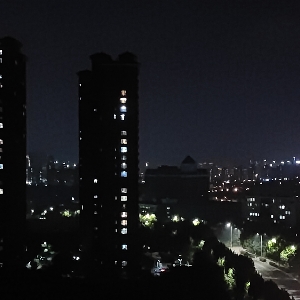 想看书的大魔法师 