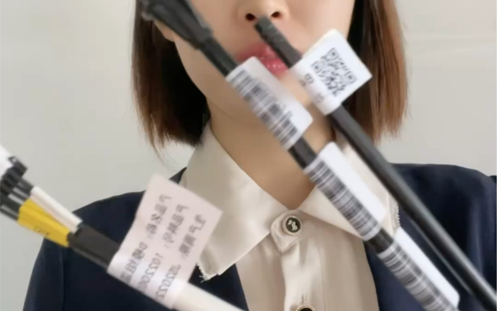 线束标签如何做到对贴不弹开