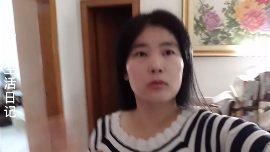 在网红“塘主晨晨”直播带货购买的苹果,打开箱子的一瞬间惊呆了