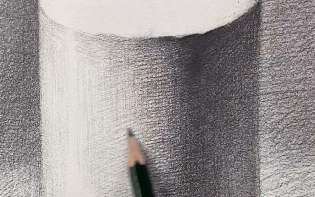 零基础学素描:几何圆柱体明暗素描(一)教你怎么画圆柱体的体积和暗部。