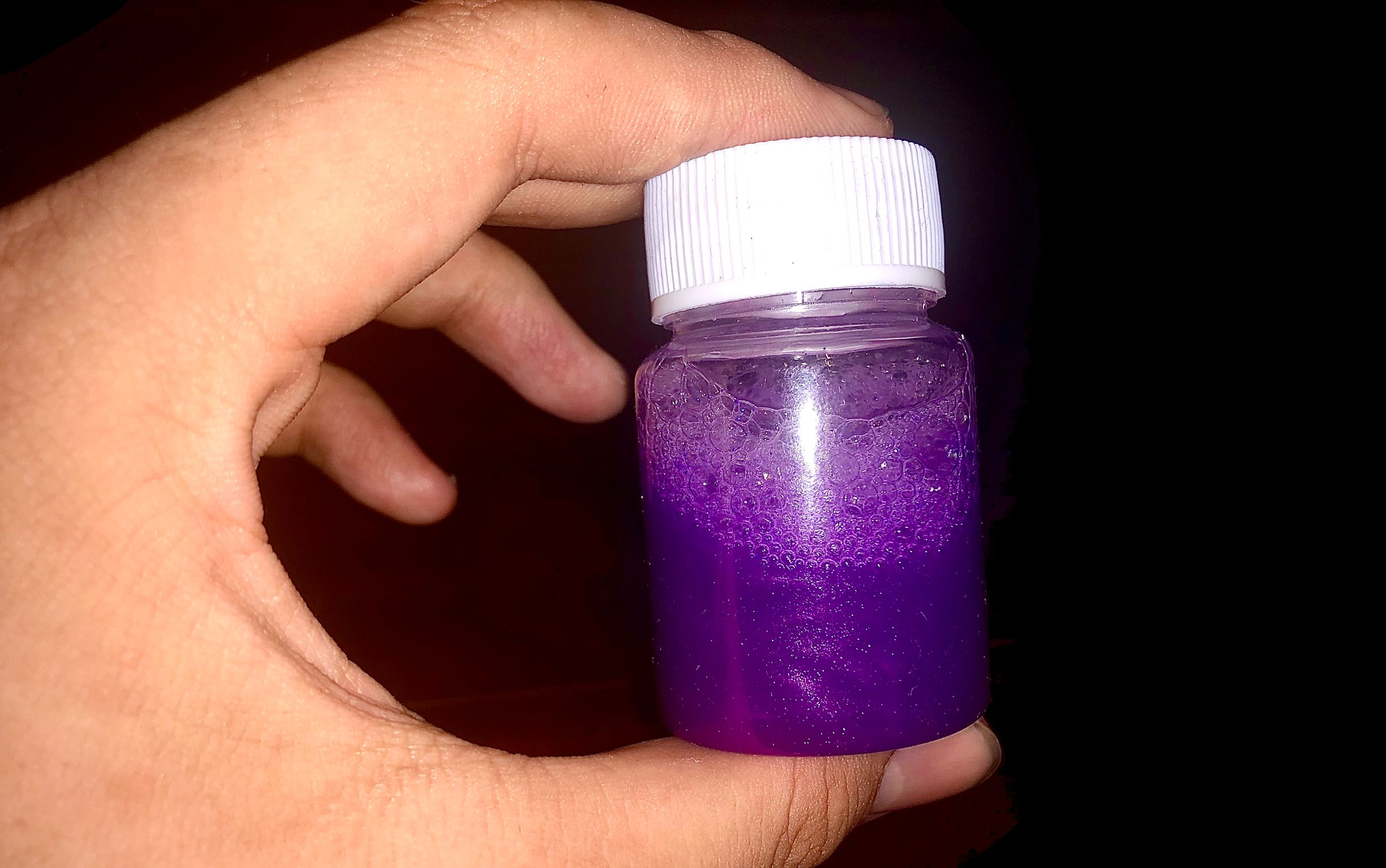 论如何用买得到的材料自制一瓶紫晶雨