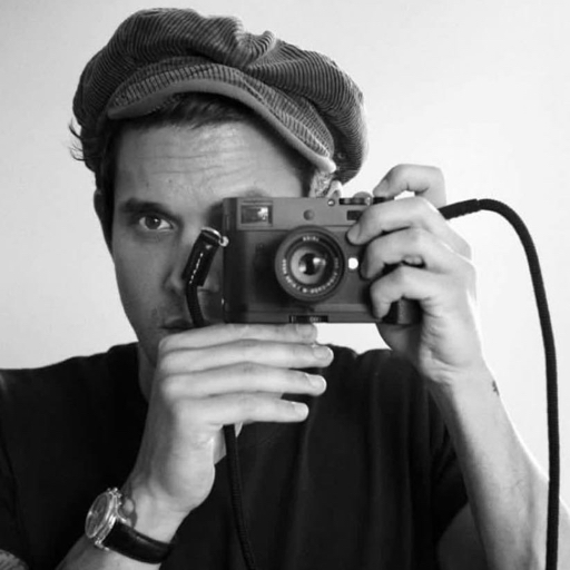 草莓香腚Chamdagne 