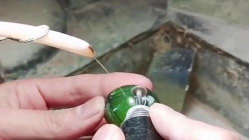 民间到处都是手艺人,翡翠珠子加工,成本还不到五块钱!