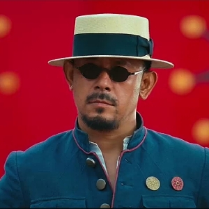 枪在手丶丶跟我走 