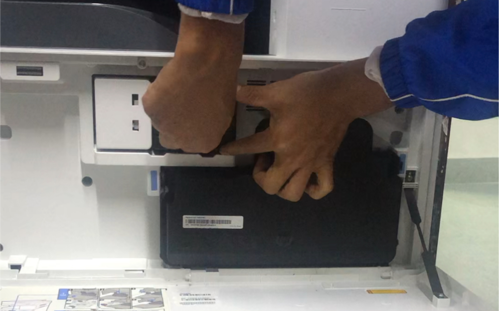 惠普Laser Jet MFP M72625 一体机墨盒更换视频