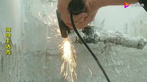 3室1厅的一个挂暖改地暖,安装分水器的一个过程,进来了解一下