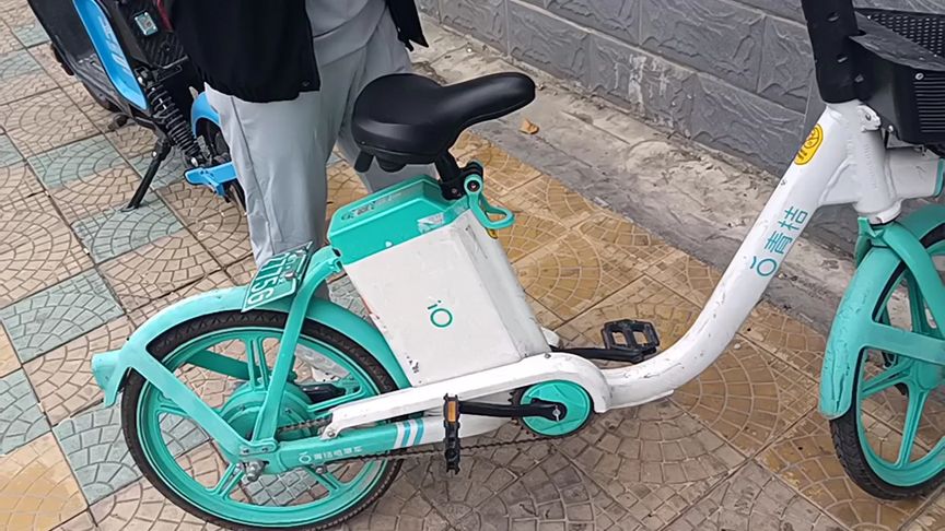 三个创业者,用了青桔电动车去买菜,摆摊摆到凌晨三点 能赚钱吗